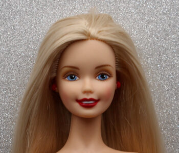 Barbie Rebecca (Dolls of the World) - Hair : Blonde - Barbie Second Life